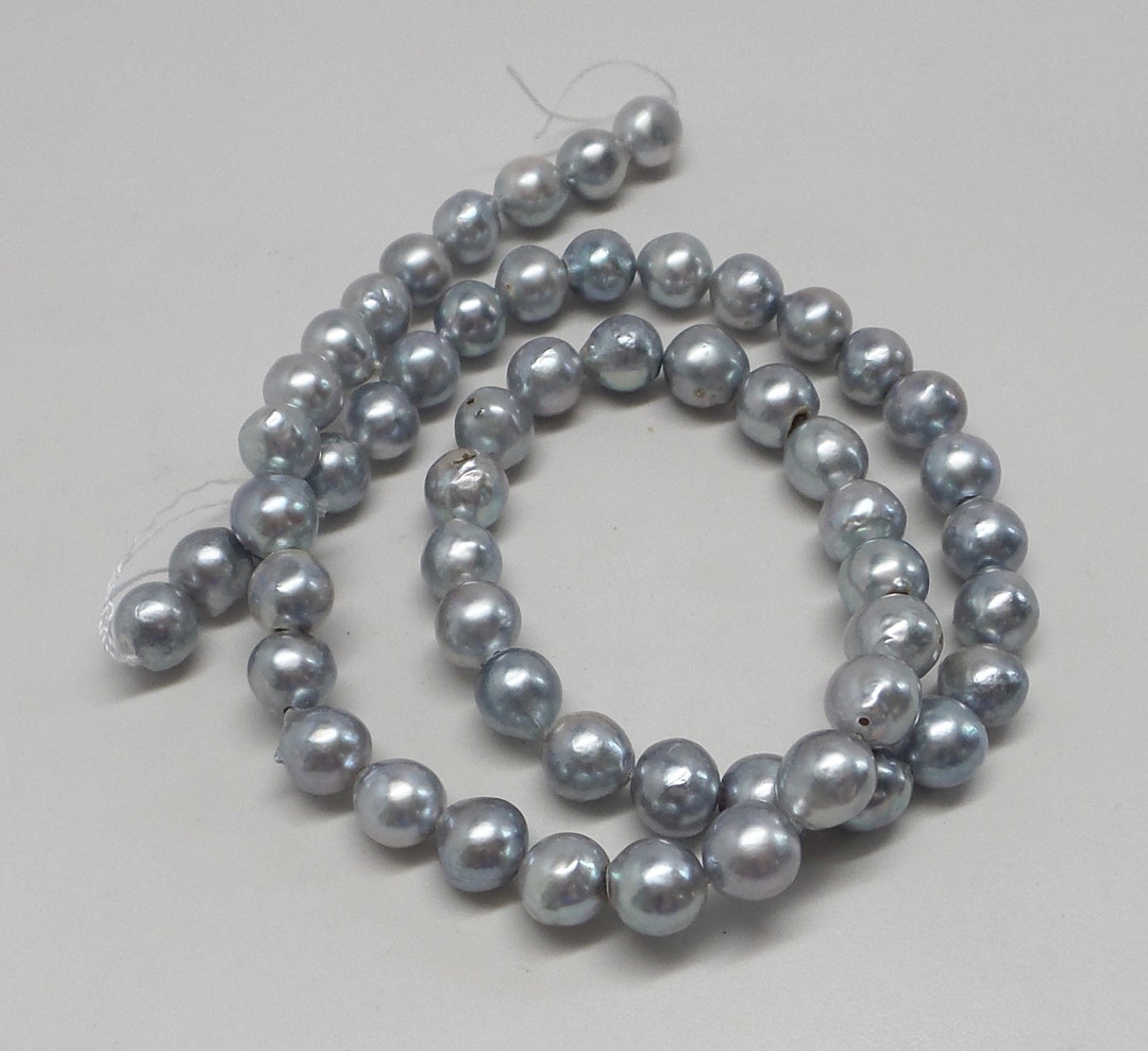 Silver Akoya Cultured Sea Water Pearls. Dyed Pearls off Round Shaped ...