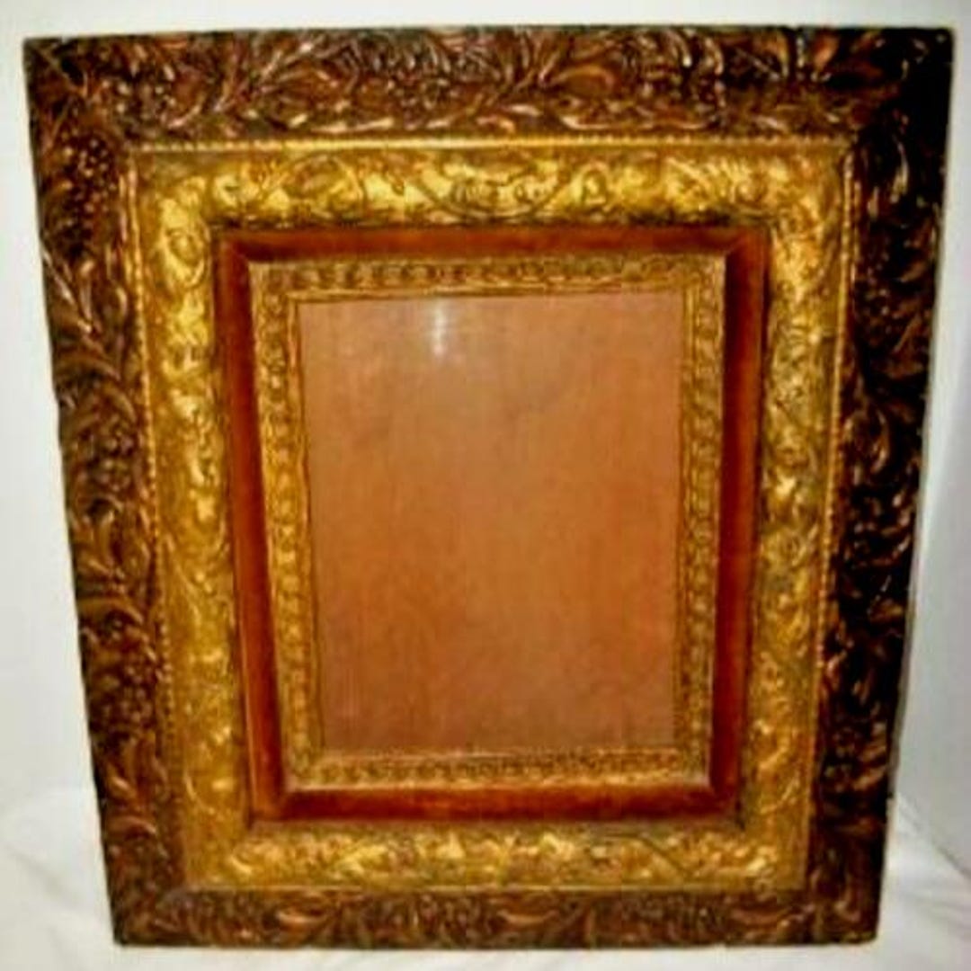 Antique 1890s Victorian Frame Gilt Gesso Wood Chain Link Velvet 4 Layer ...