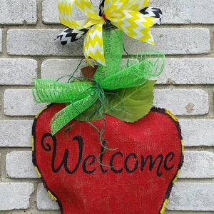 Apple Welcome Back School Door Hanger Polka Dot School Door Hanger Best ...