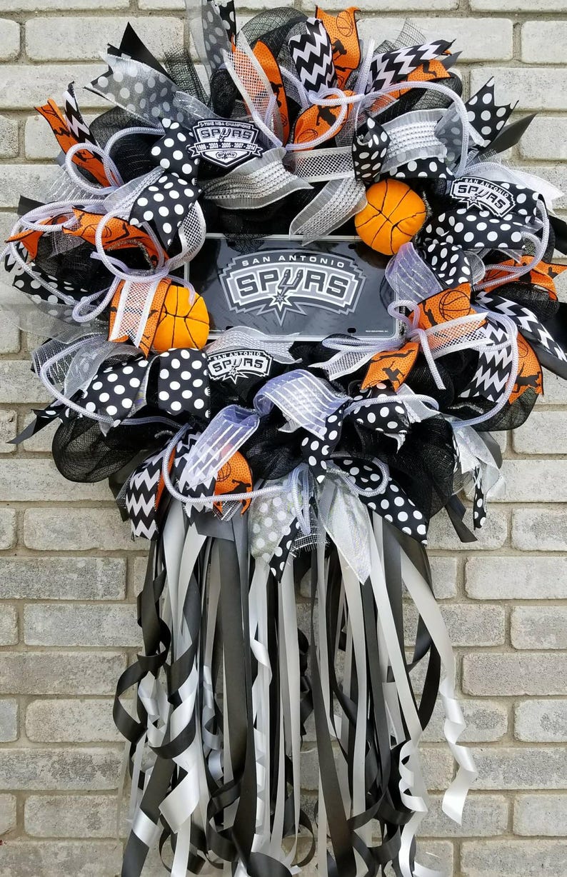 San Antonio Spurs Wreath Fans Only!! Spurs Wreath Home Office Decor ...