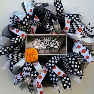 San Antonio Spurs Wreath Fans Only!! Spurs Wreath Home Office Decor ...