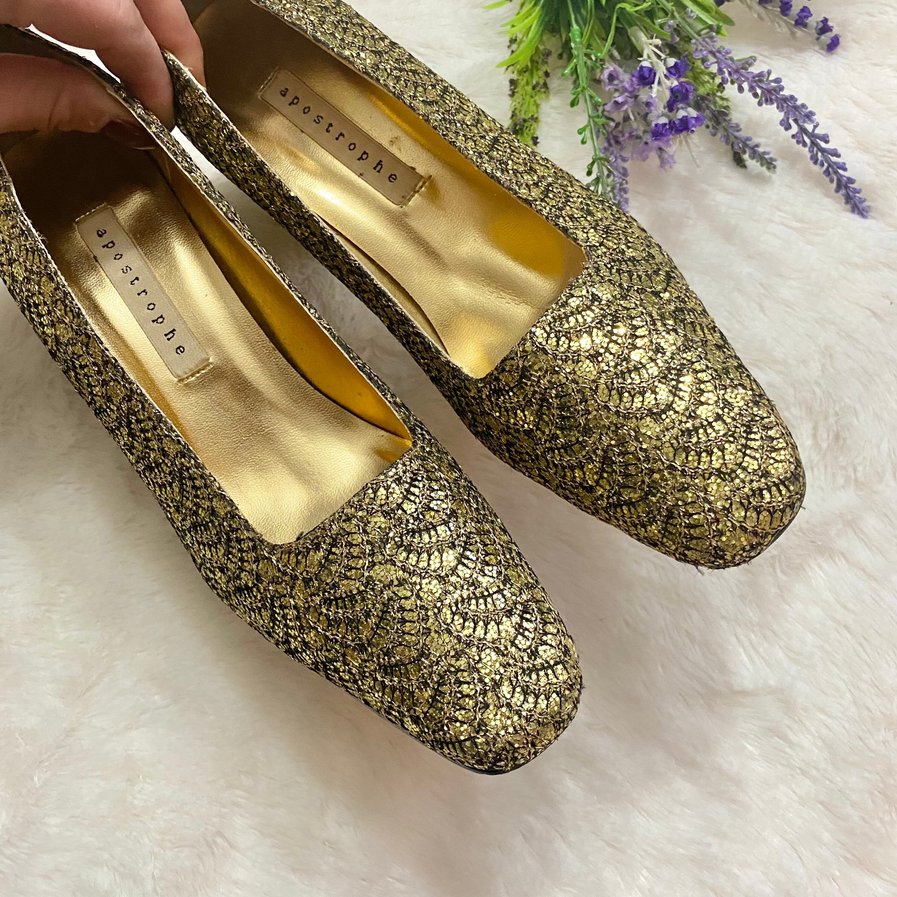Vintage 90s Gold Glitter Chunky Heels Classic Pumps by “apostrophe ...