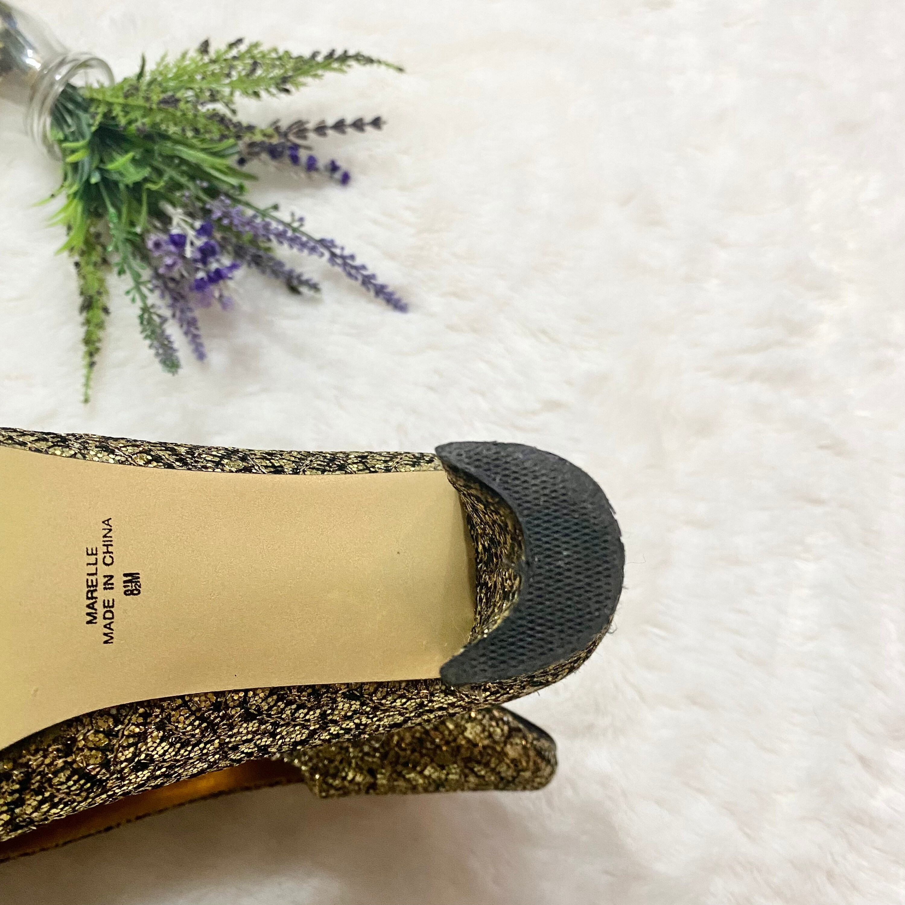 Vintage 90s Gold Glitter Chunky Heels Classic Pumps by “apostrophe ...