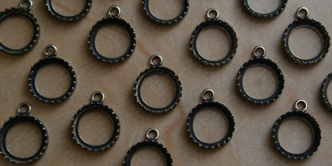 JBB Fancy Bezel Pendant Antique Brass 12mm - Etsy