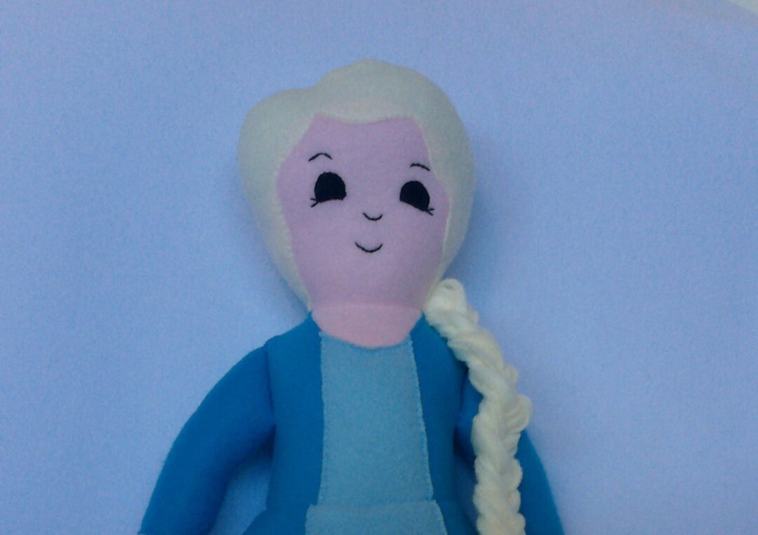 Dorables - Frozen Elsa - Plush Doll for Girls - Etsy