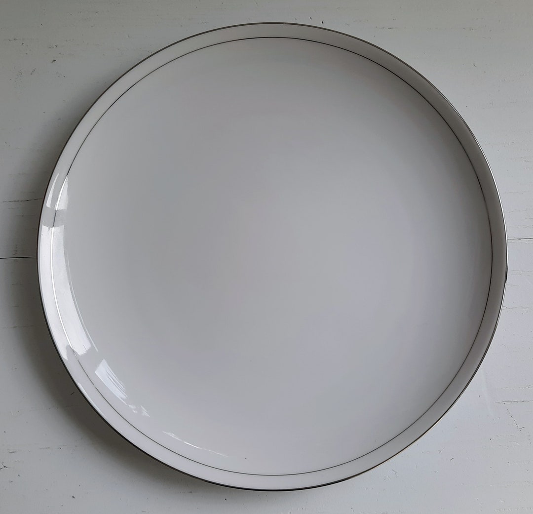 Eternally Yours Round Platter by Modern China & Table Institute - Etsy