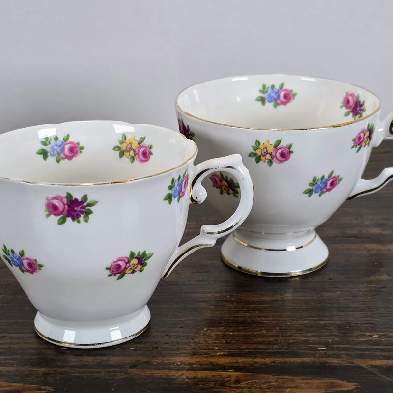 Footed Tea Cups - Etsy
