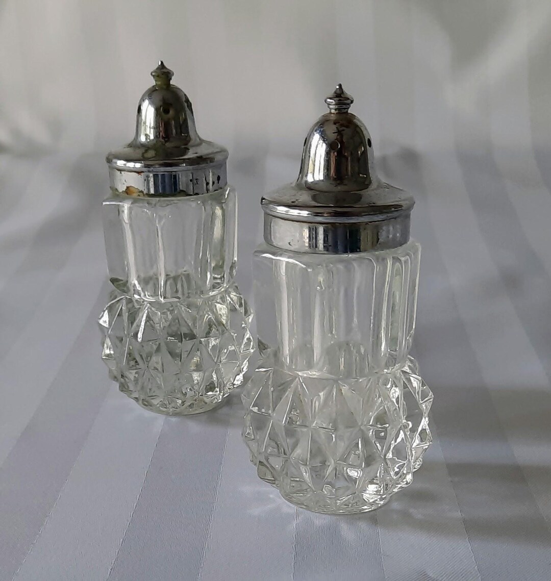 Indiana Glass Diamond Point Salt and Pepper Shaker Set - Etsy