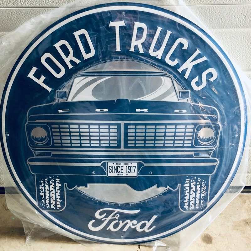 Large Vintage Tin - Etsy