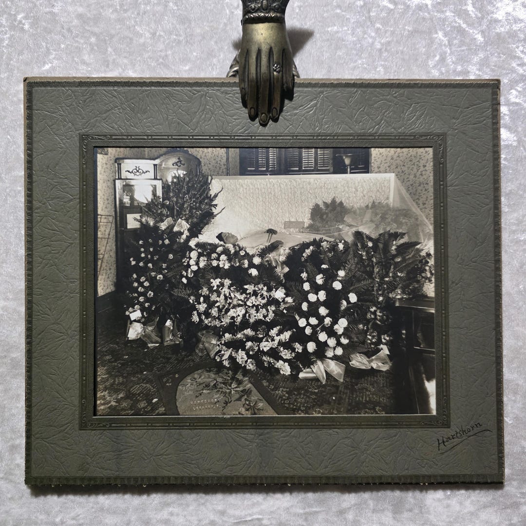 Post Mortem Photograph of a Woman in Her Casket. Original Funeral Photo ...