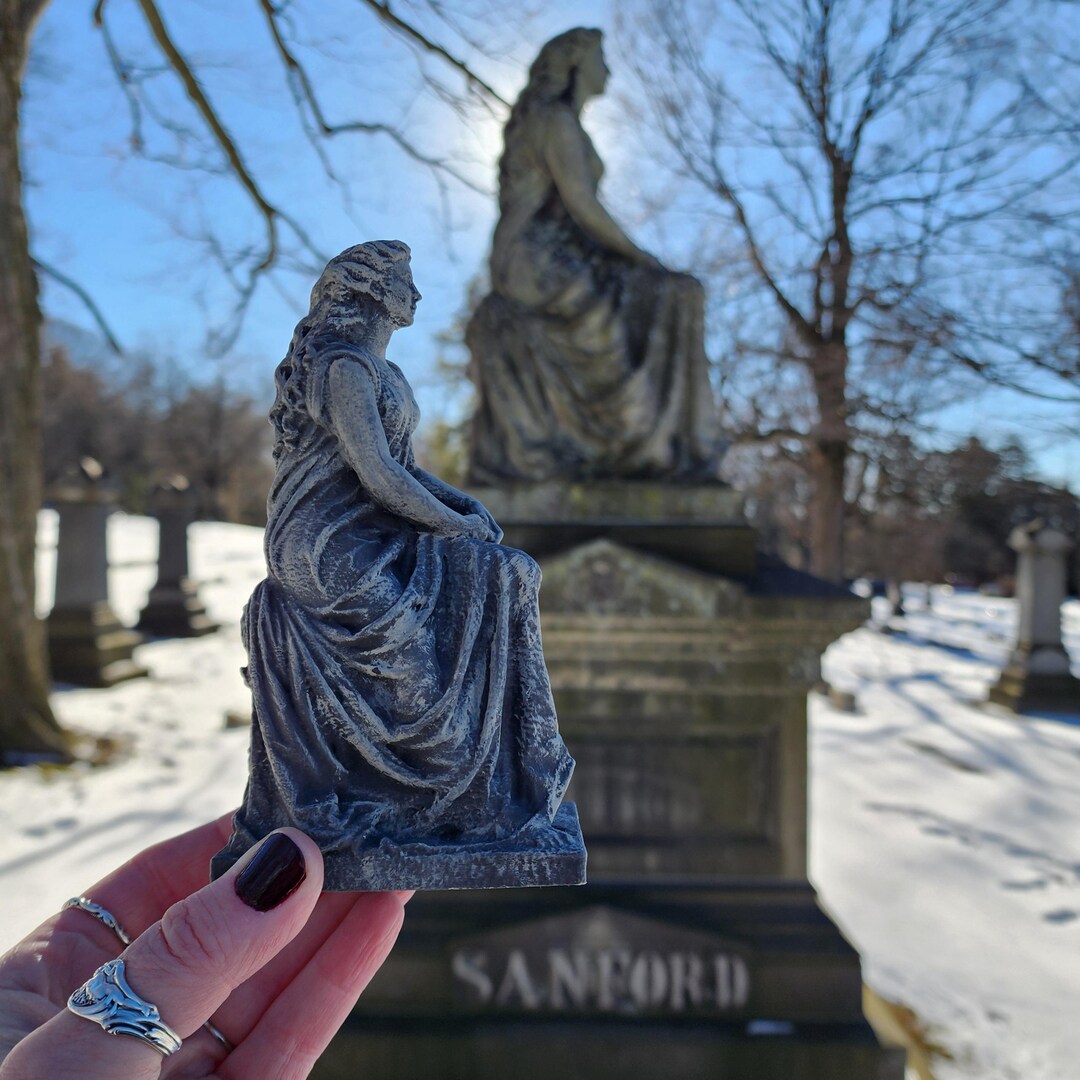 Jumbo 3D Printed Memorial Monument With a Mourning Woman Statue ...
