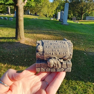 3D Printed Grave Marker! A Duplicate of a Real Life Headstone Shaped ...