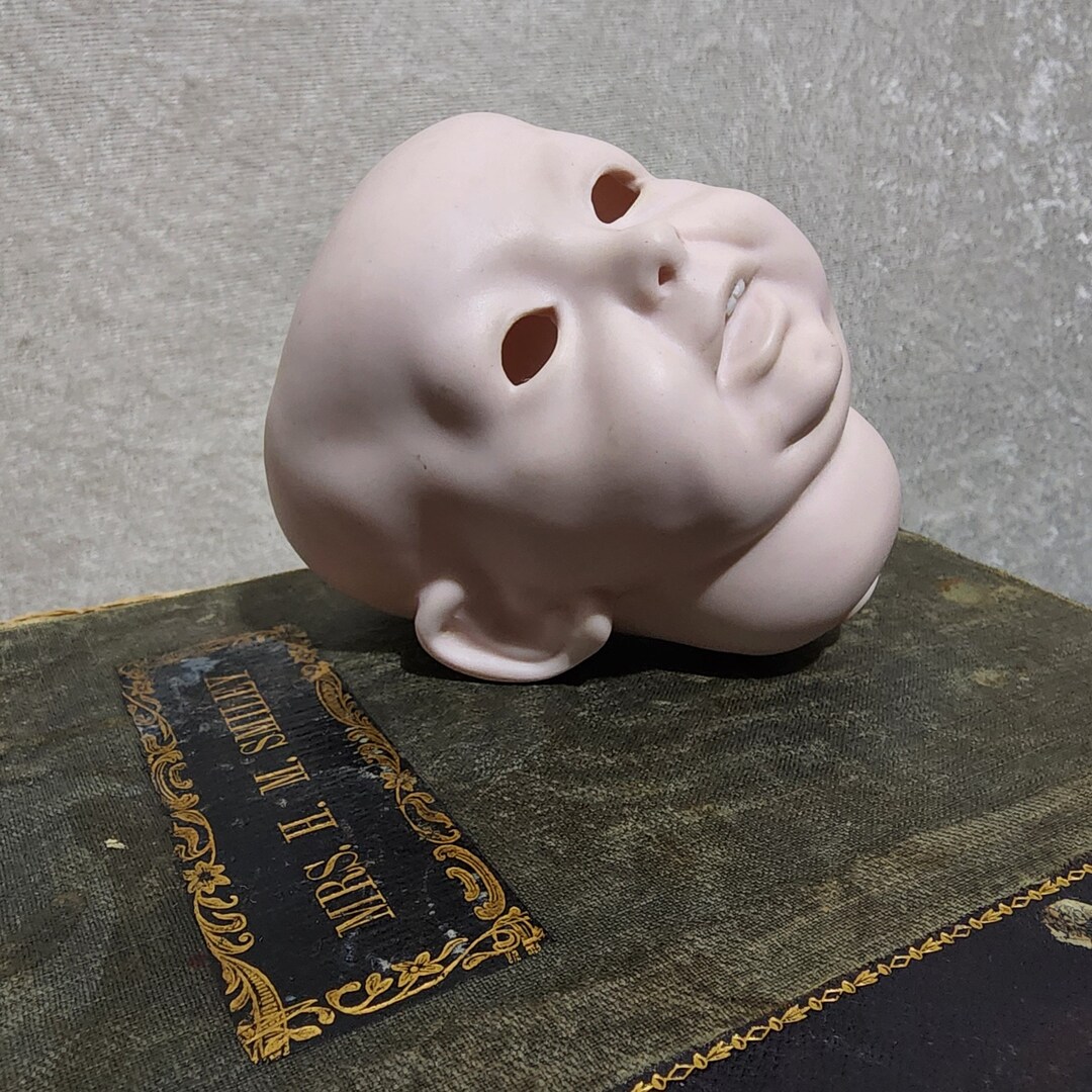 Vintage China Doll Head Bust. Empty Eye Sockets and Teeth Creepy Made ...
