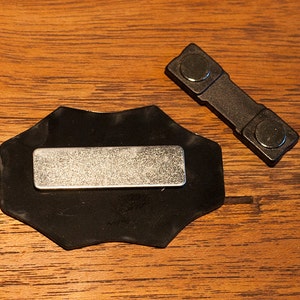 Farscape Communication Badge Moya John Crichton Aeryn Sun D’argo Chiana ...