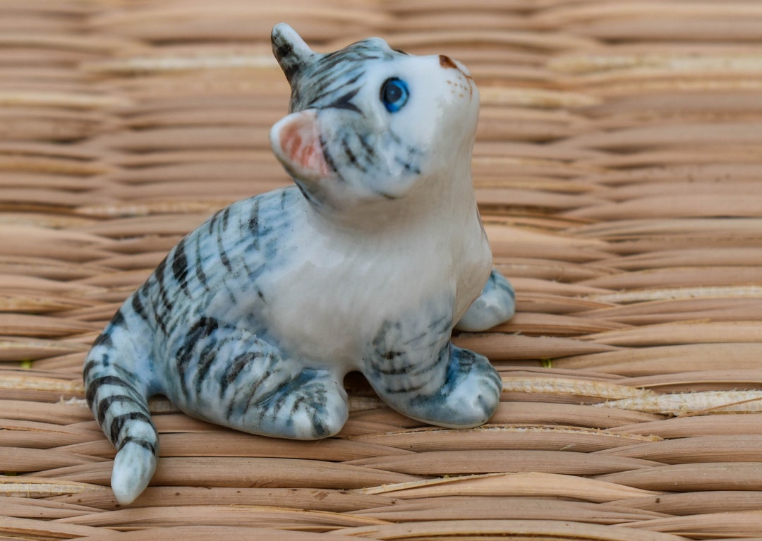 Mini Cat Figurine, Miniature Cat Model, Hand Painted Cat, Cat Lover ...