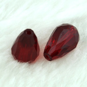 Christmas - 20pcs 10x15mm Dark Red Teardrop Crystal Beads Center ...