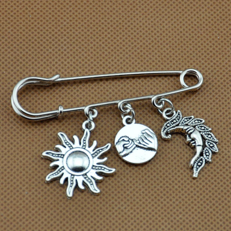 Pinky Promise Safety Pins/ Sunmoon Safety Pinslovely Safety - Etsy