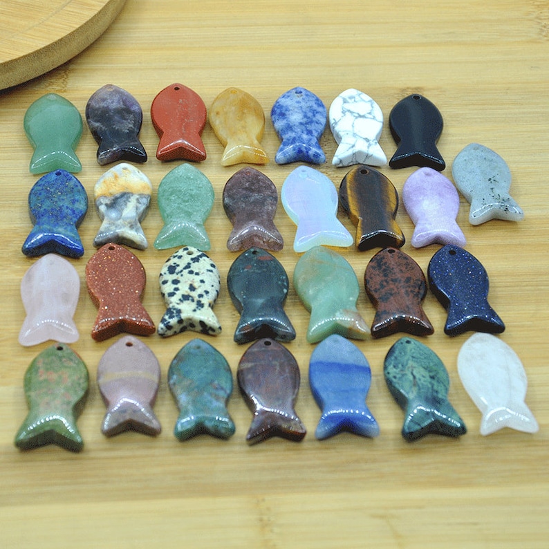 Carved Gemstone Fish Necklace，gemstone Fish for DIY Jewelry Making ...