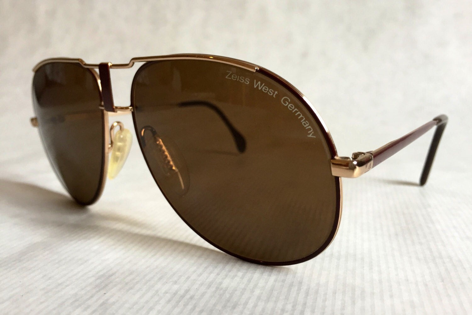 Carl Zeiss Z 9385 Vintage Sunglasses Made In West Germany New Old Stock carl-zeiss-z-9385-vintage-sunglasses-made-in-west-germany-new-old-stock