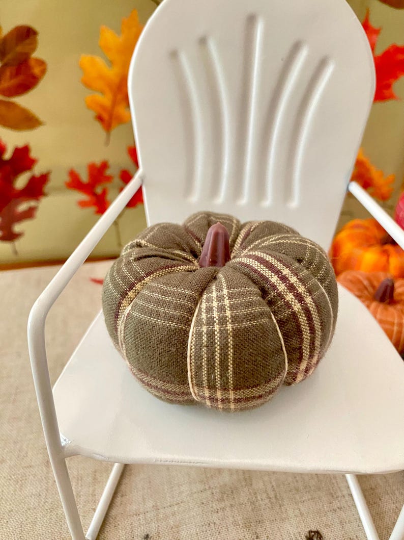Handmade Fabric Pumpkins Plaid Flannel and Homespun Mini Jack Pumpkin ...