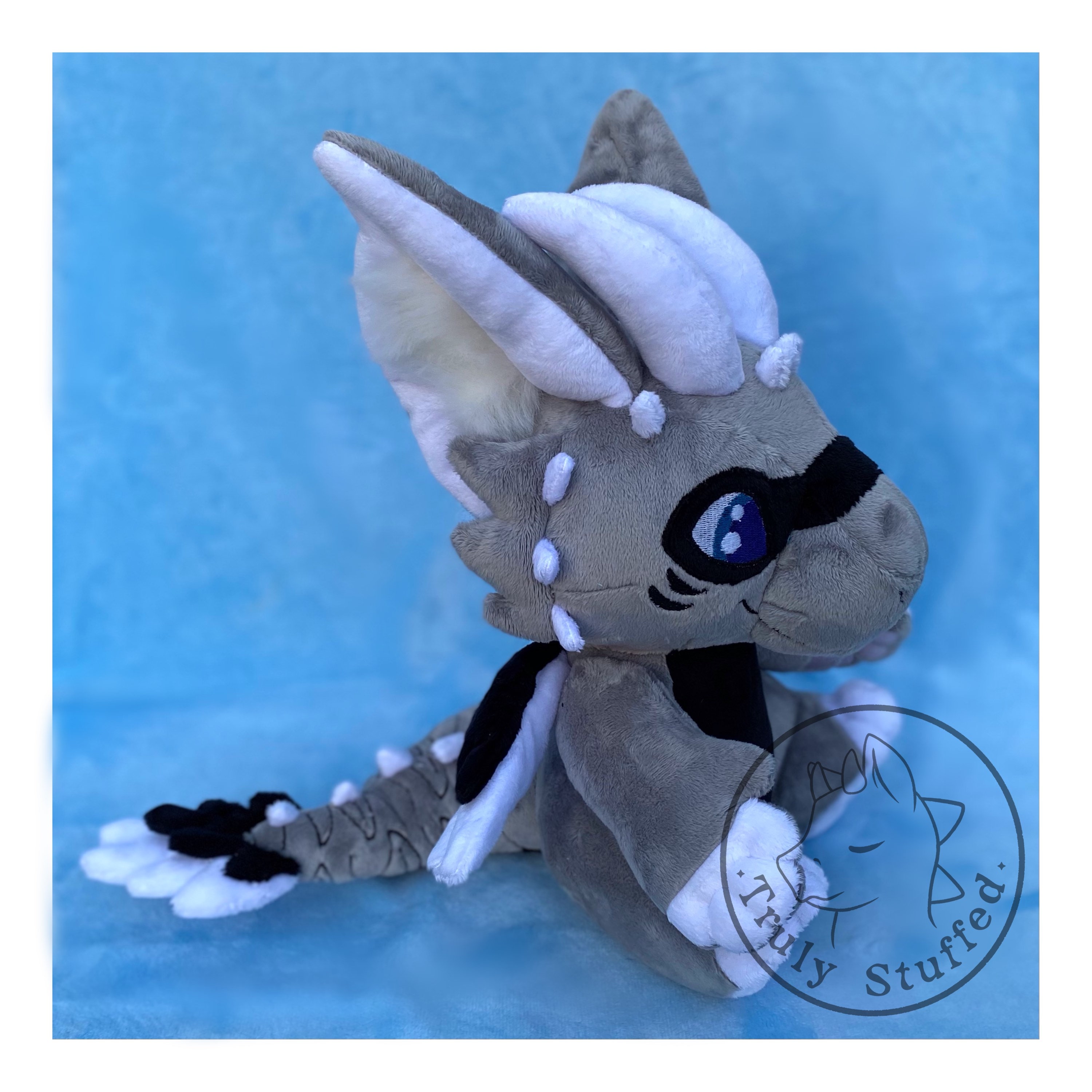 YCH Your Character Here Manokit or Dutch Angel Dragon Handmade | Etsy ...