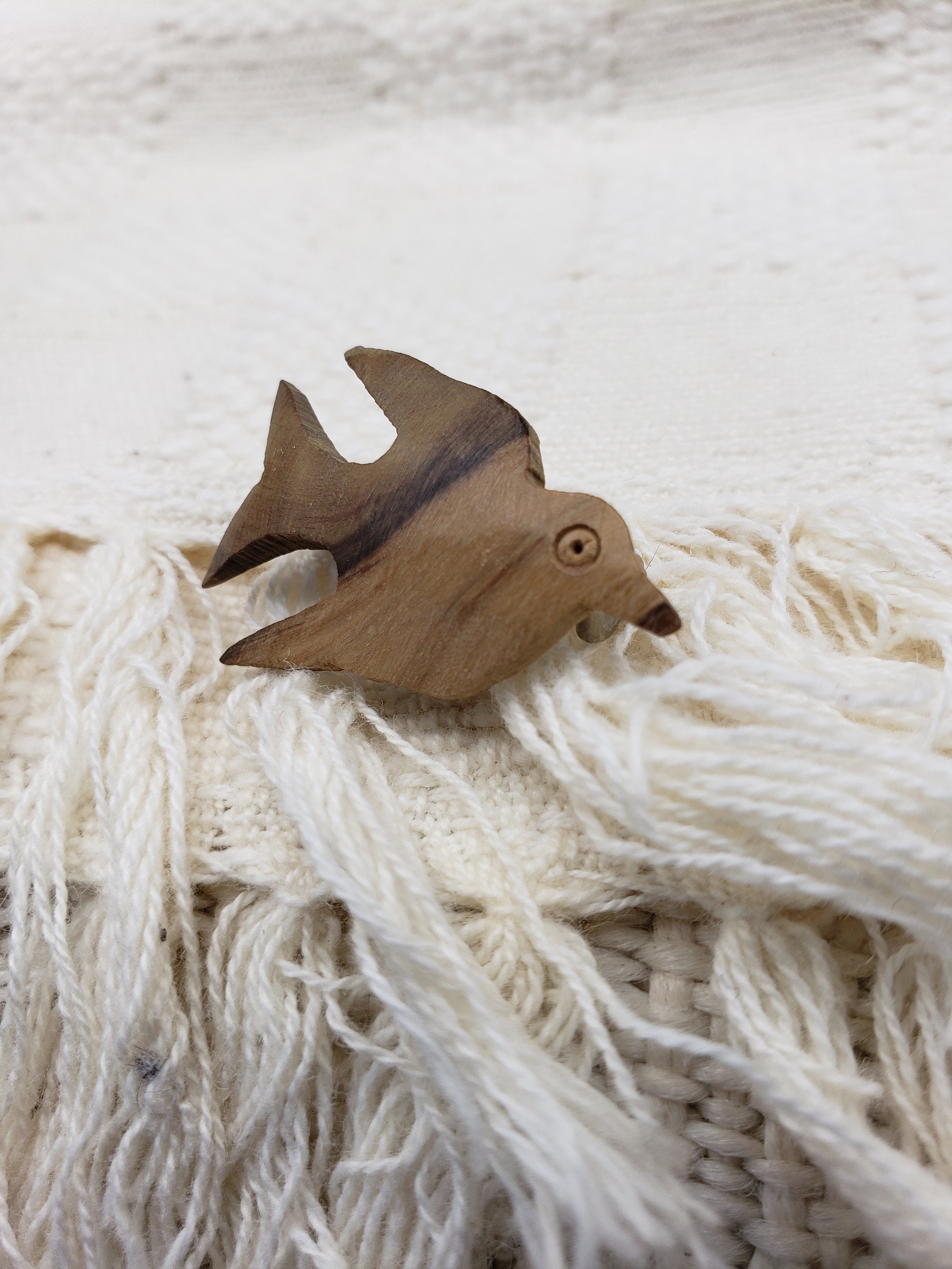 1970's Wooden Sparrow Pin Signed Bethlehem - Etsy.de