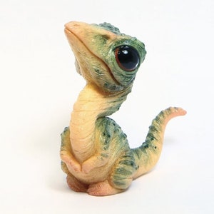 Baby Compy Resin Sculpture 2,16" (5,5cm) - Etsy