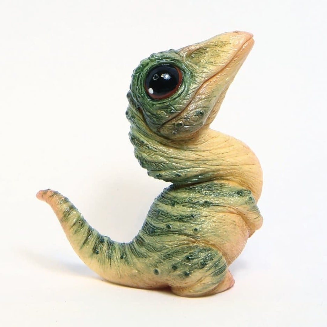 Baby Compy Resin Sculpture 2,16" (5,5cm) - Etsy