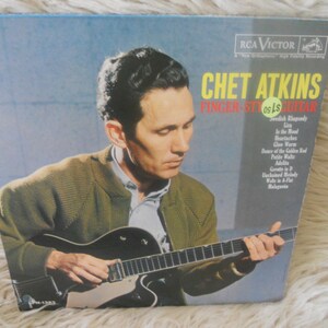 Chet Atkins Fingerstyle Guitar Vinyl Record LP.LPM - 1383.guitar ...
