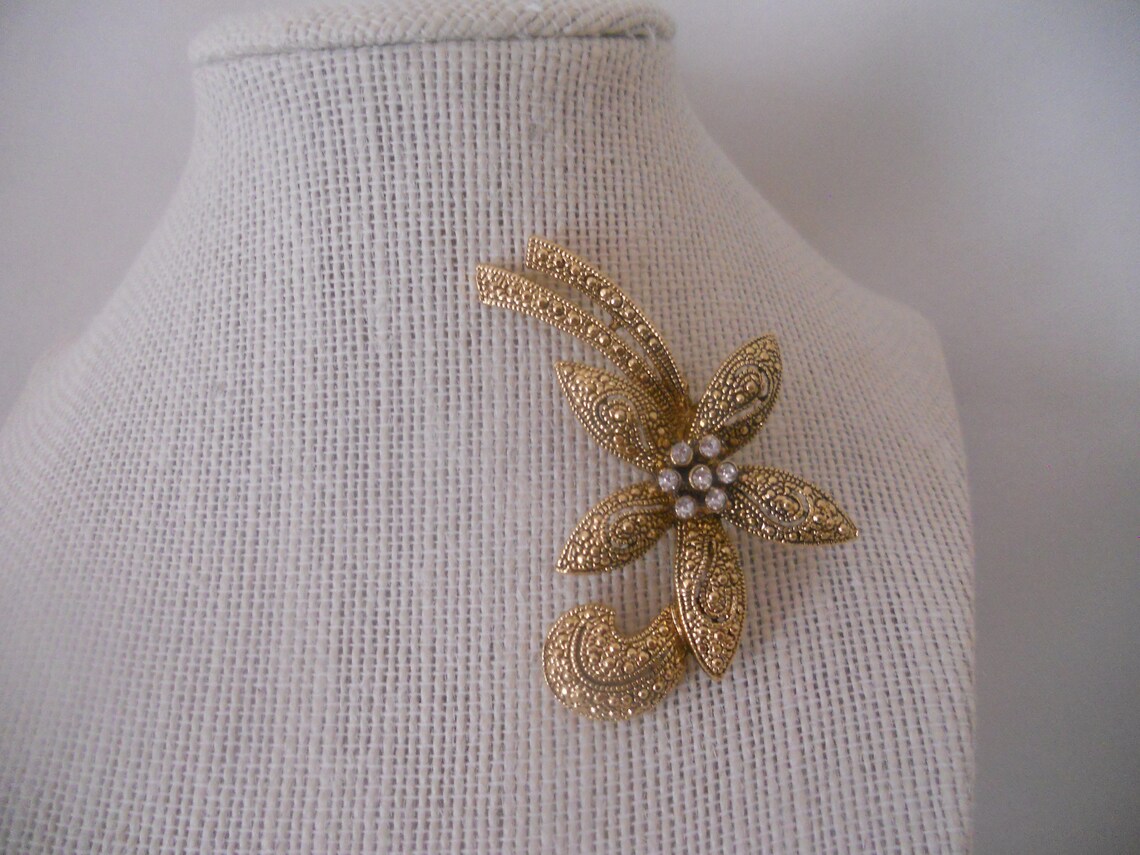 Large 2.5 Inches Gold Metal Flower Brooch With Rhinestones. | Etsy