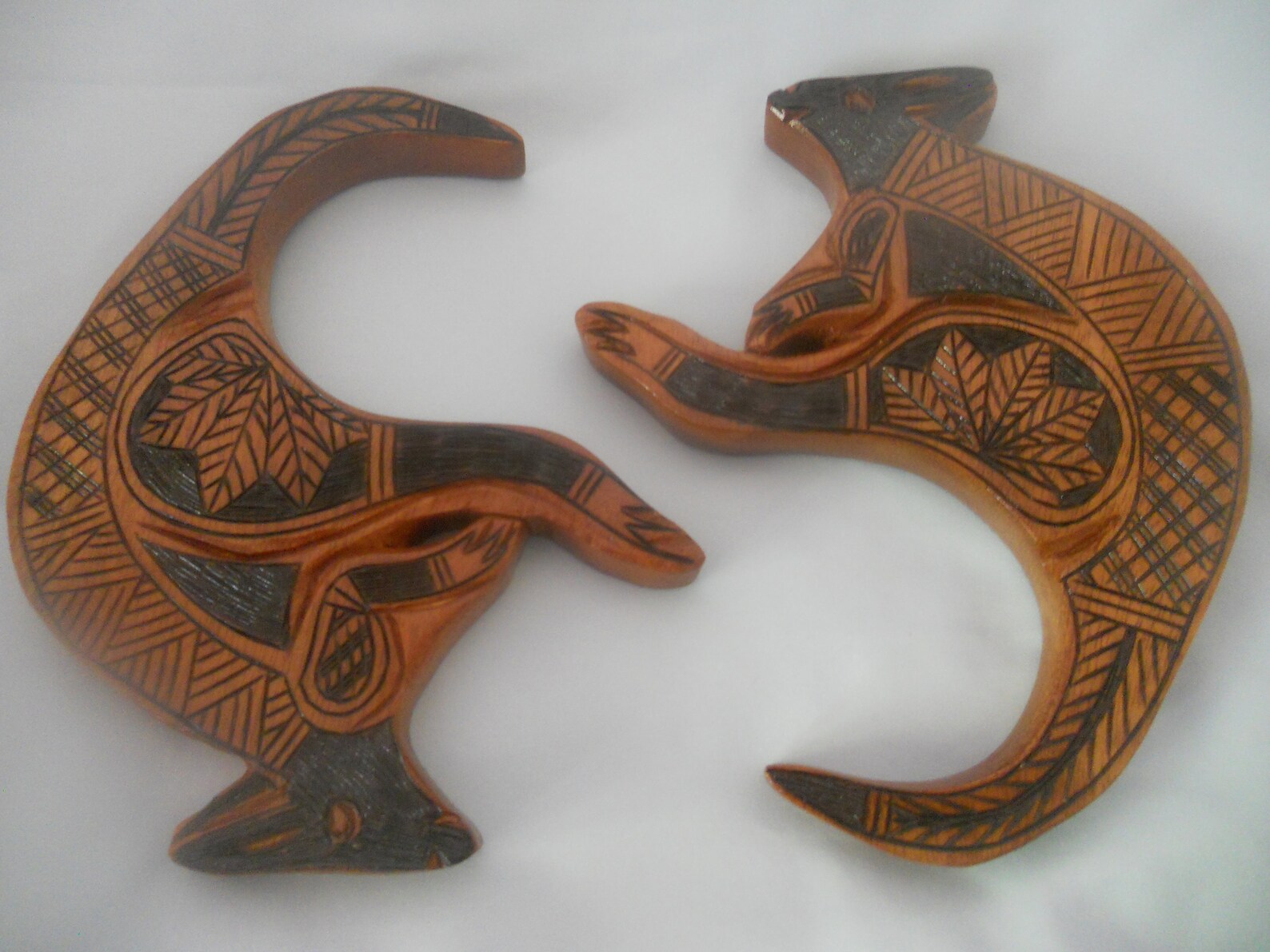 Vintage Wooden Carved Kangaroo Shaped Pot Holder. Made in Australia ...