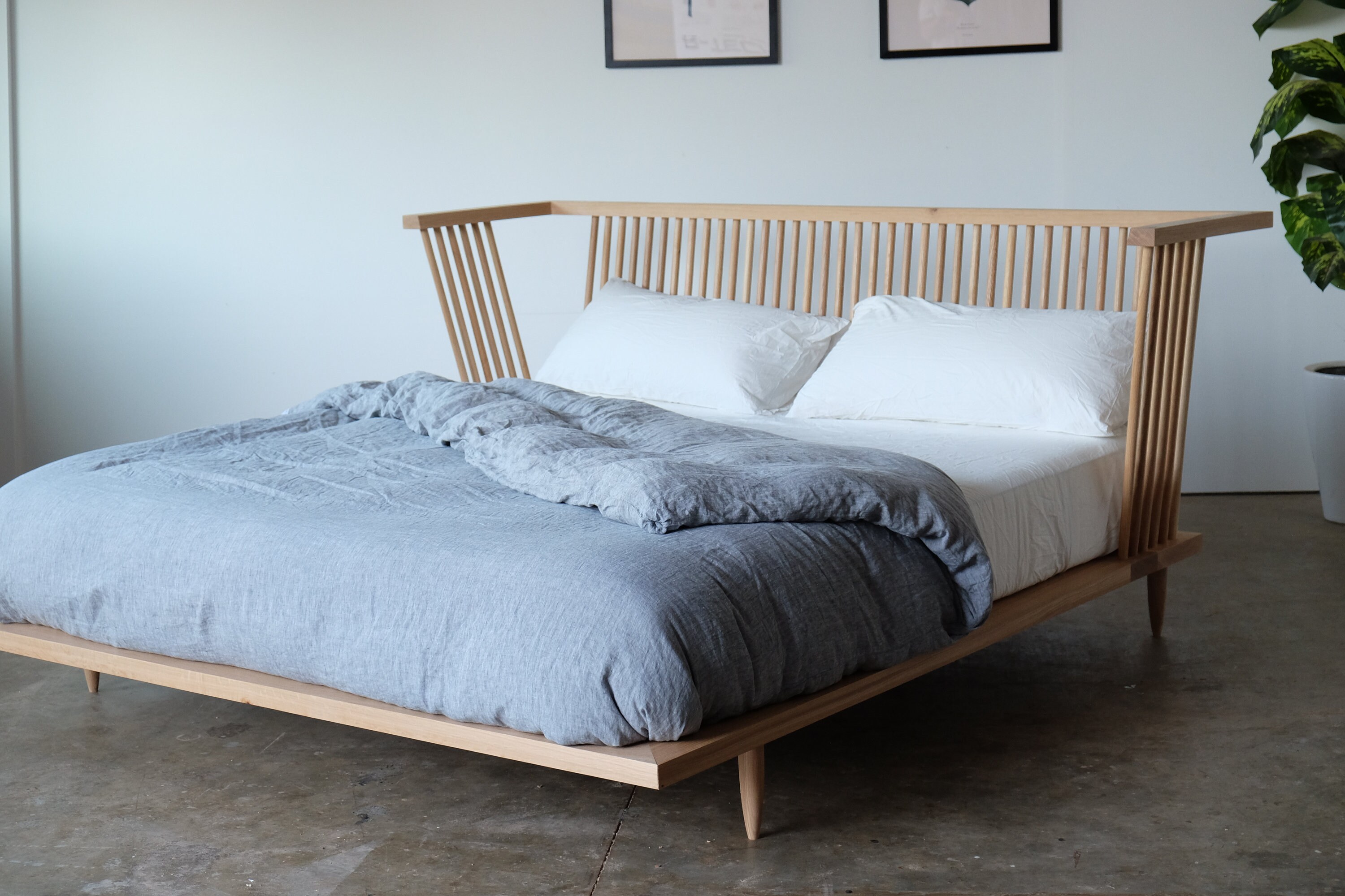 Spindle platform bed store