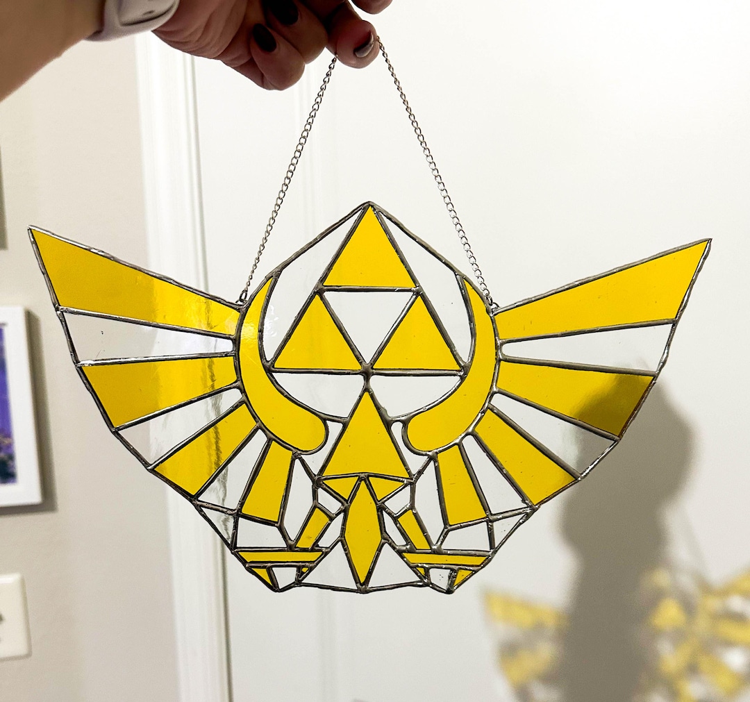 Stained Glass Zelda Hyrule Crest Sun Catcher - Etsy