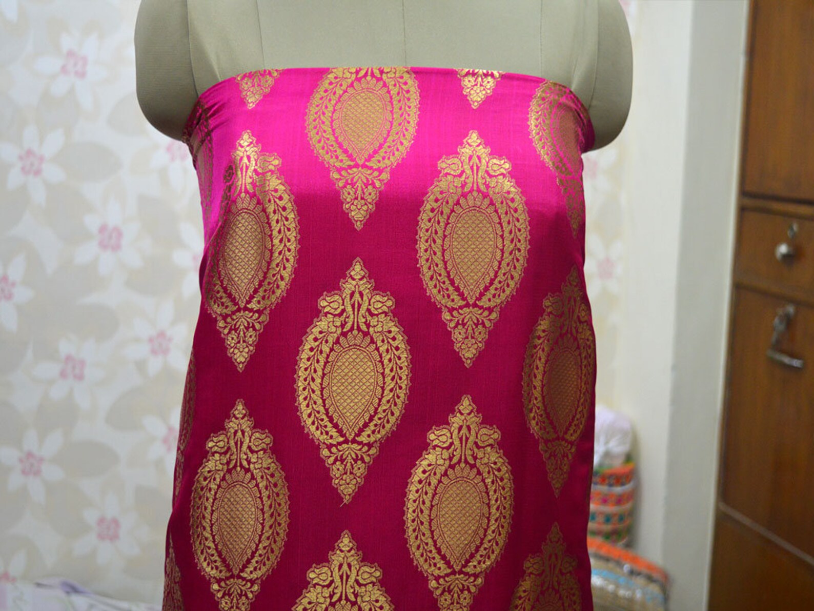 Buy 1.5 Meter Banarasi Magenta Brocade Fabric Indian Brocade Online in ...