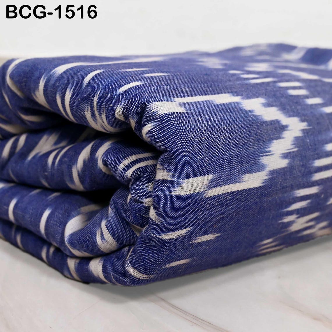 Ikat Cotton Fabric Hand Loom Ikat Pattern in Blue and White Color ...