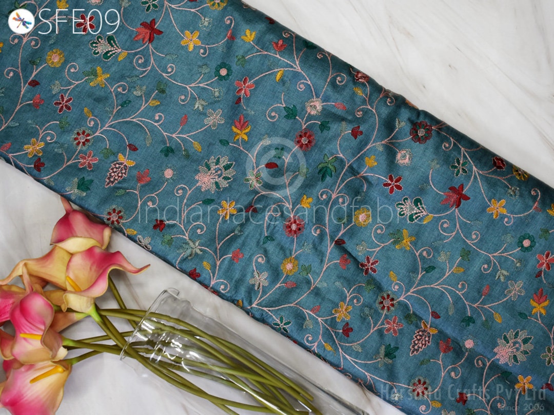 Reine Tussar Seide bestickt Stoff Bulk Lager Indische Stickerei ...