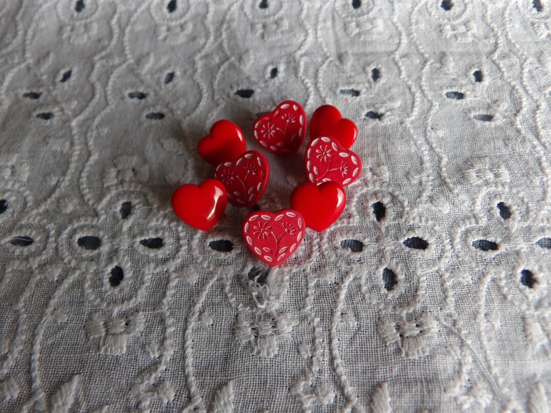 8 Red Heart Buttons for Valentine's Day A Crazy Quilt, Sewing or Craft ...