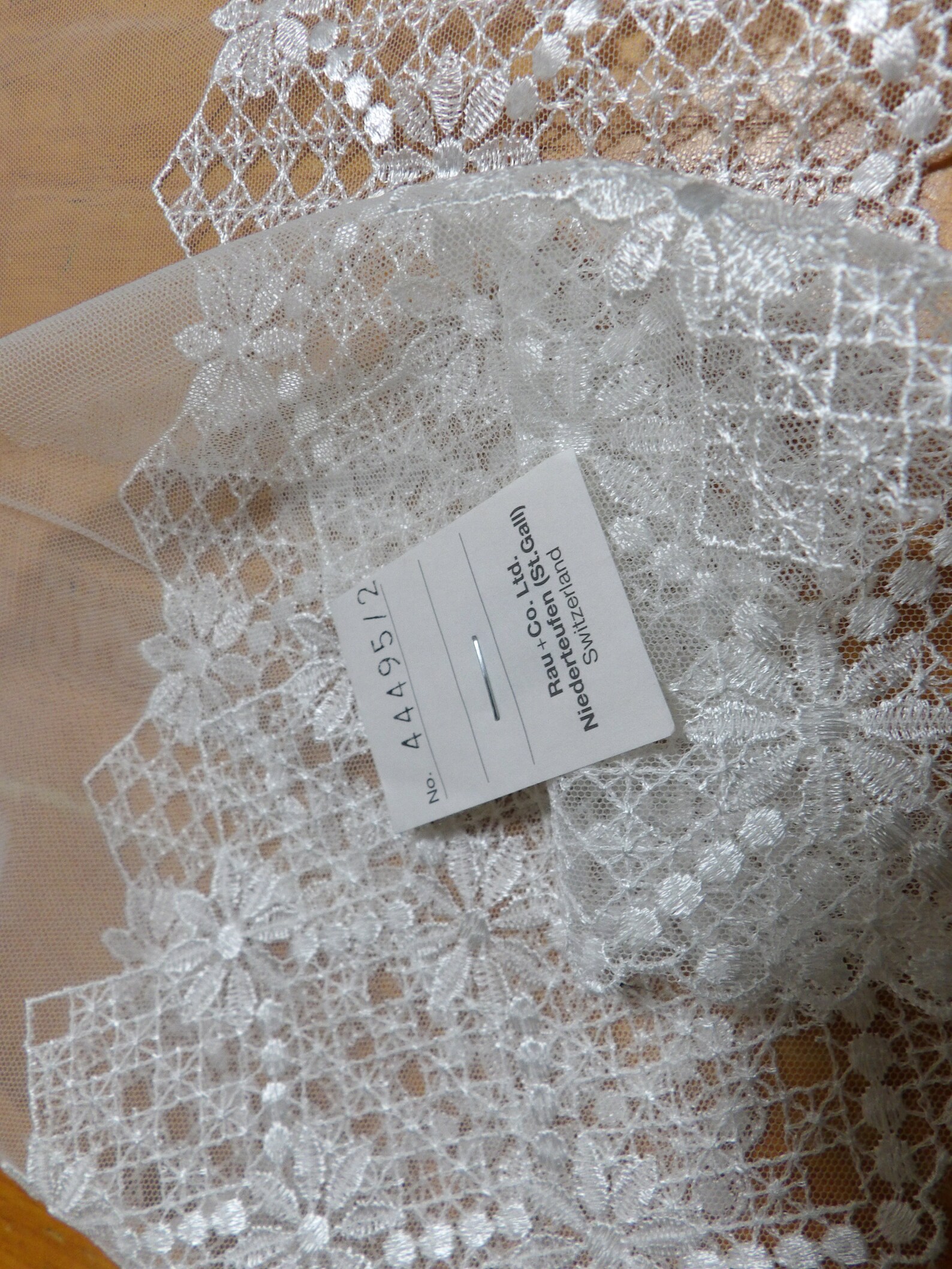1 Yard Vintage Swiss Bridal Lace Done on Netting Lace Portion - Etsy