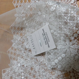 1 Yard Vintage Swiss Bridal Lace Done on Netting Lace Portion - Etsy