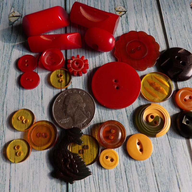 Bakelite Buttons - Etsy