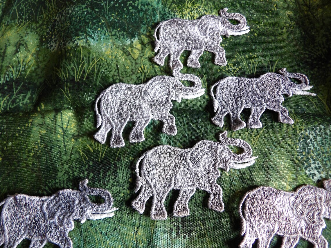 1 Venice Lace Elephant Applique Hand Painted Grey 3" X 2" - Etsy