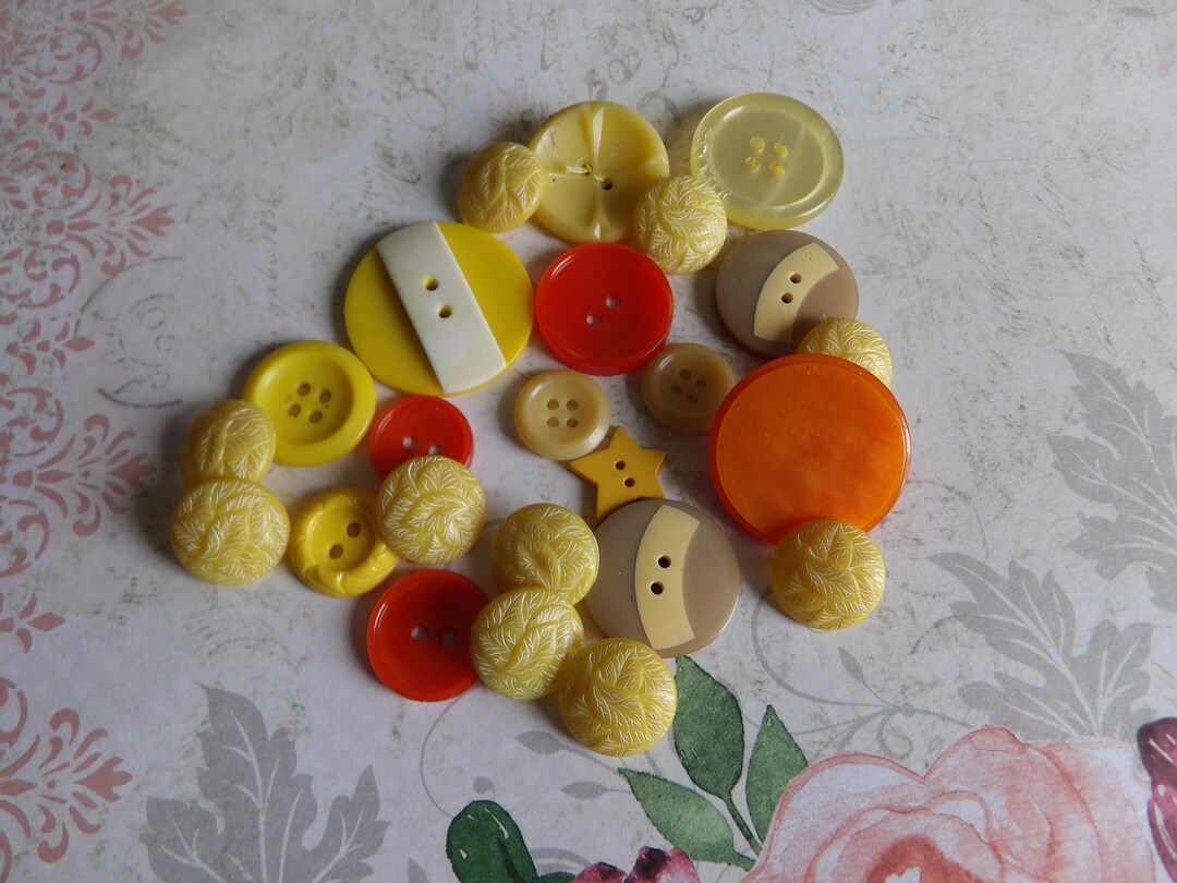 20 Orange and Yellow Vintage Buttons A Crazy Quilting or Sewing ...
