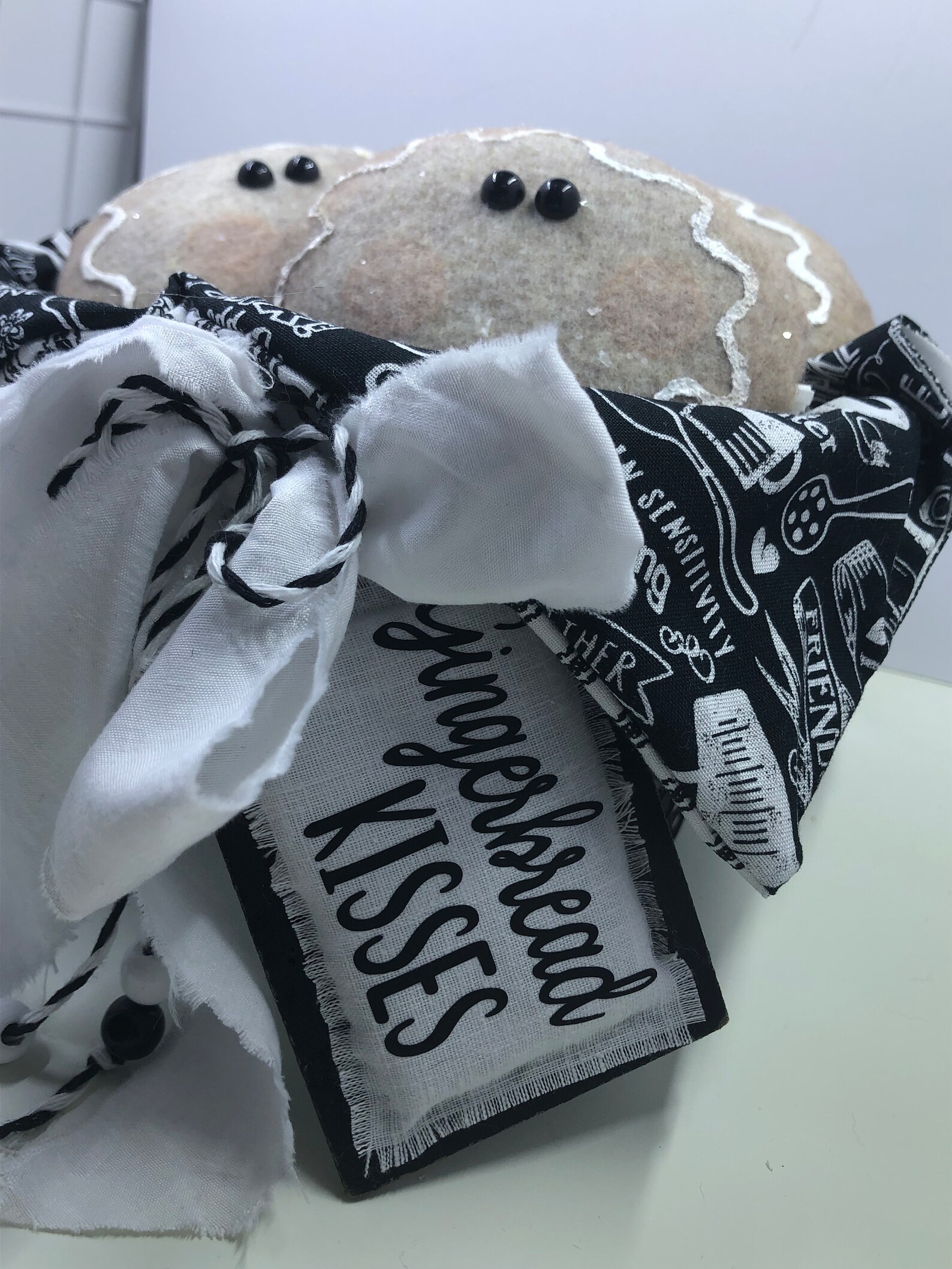 Gingerbread Cookie Basket - Etsy