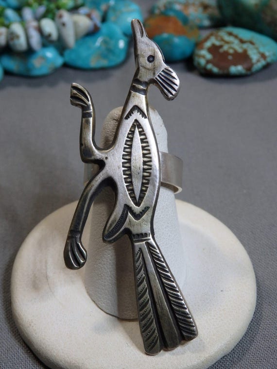 Native American Cast Sterling Silver ROAD RUNNER RING… - Gem