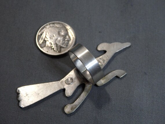 Native American Cast Sterling Silver ROAD RUNNER RING… - Gem