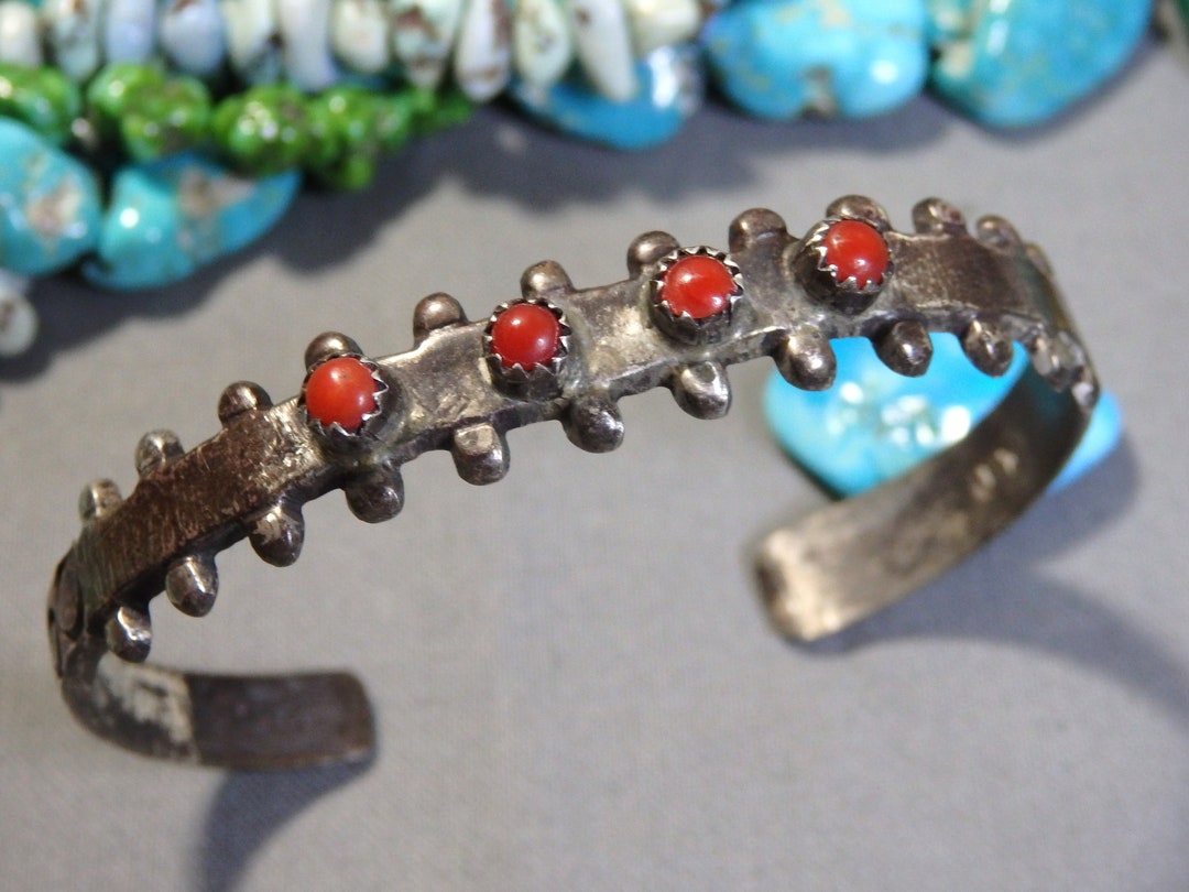 Rare 1960s ZUNI Andrew Dewa Mediterranean Coral Sterling Silver SNAKE EYES Cuff Bracelet 6 ...