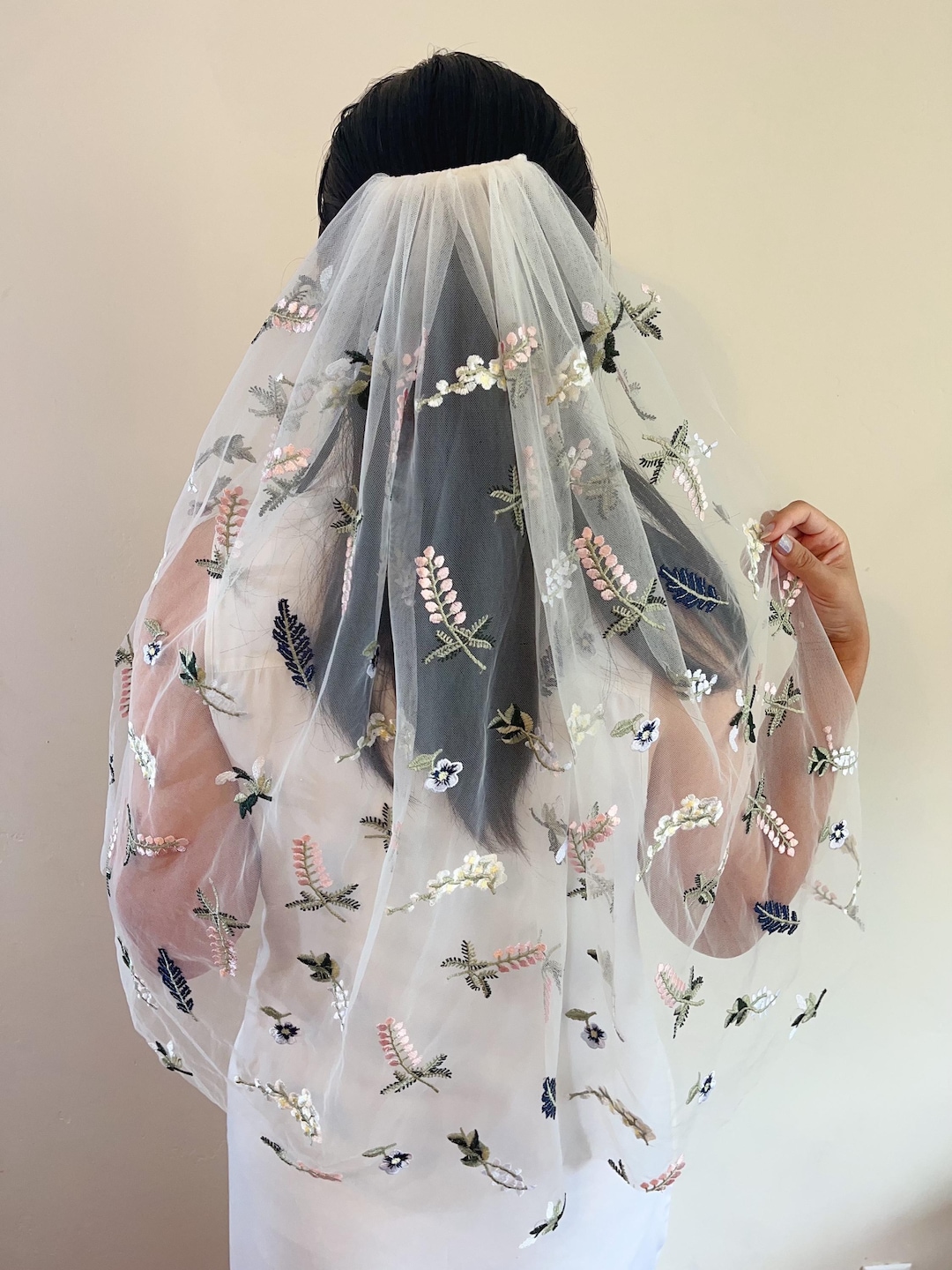 Wildflower Veil, Embroidered Flower Veil Floral Wedding Veil Unique ...