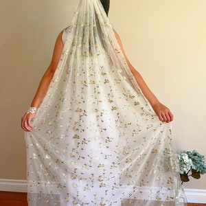Wildflower Beige Veil, Longer Style,embroidered 3d Color Flower Veil ...