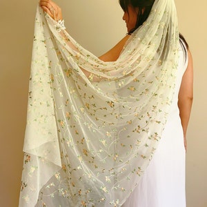 Wildflower Beige Veil, Longer Style,embroidered 3d Color Flower Veil ...
