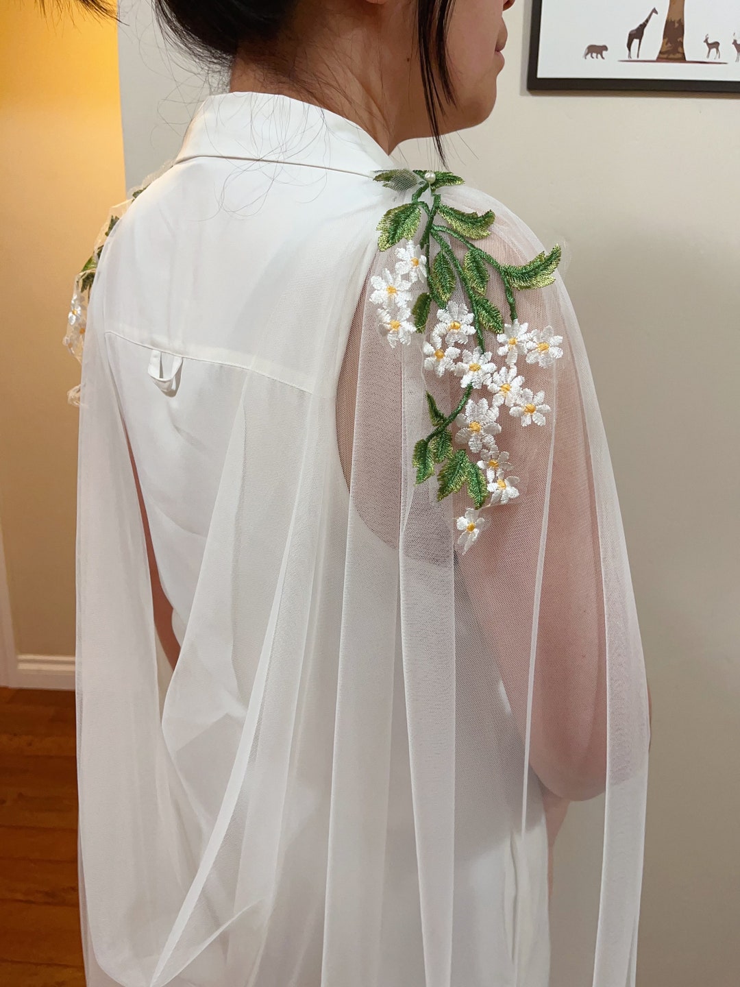 Tulle Bridal Drape Cape, Daisy Leaf Appliqué Cape, Bridal Cape, Drape ...